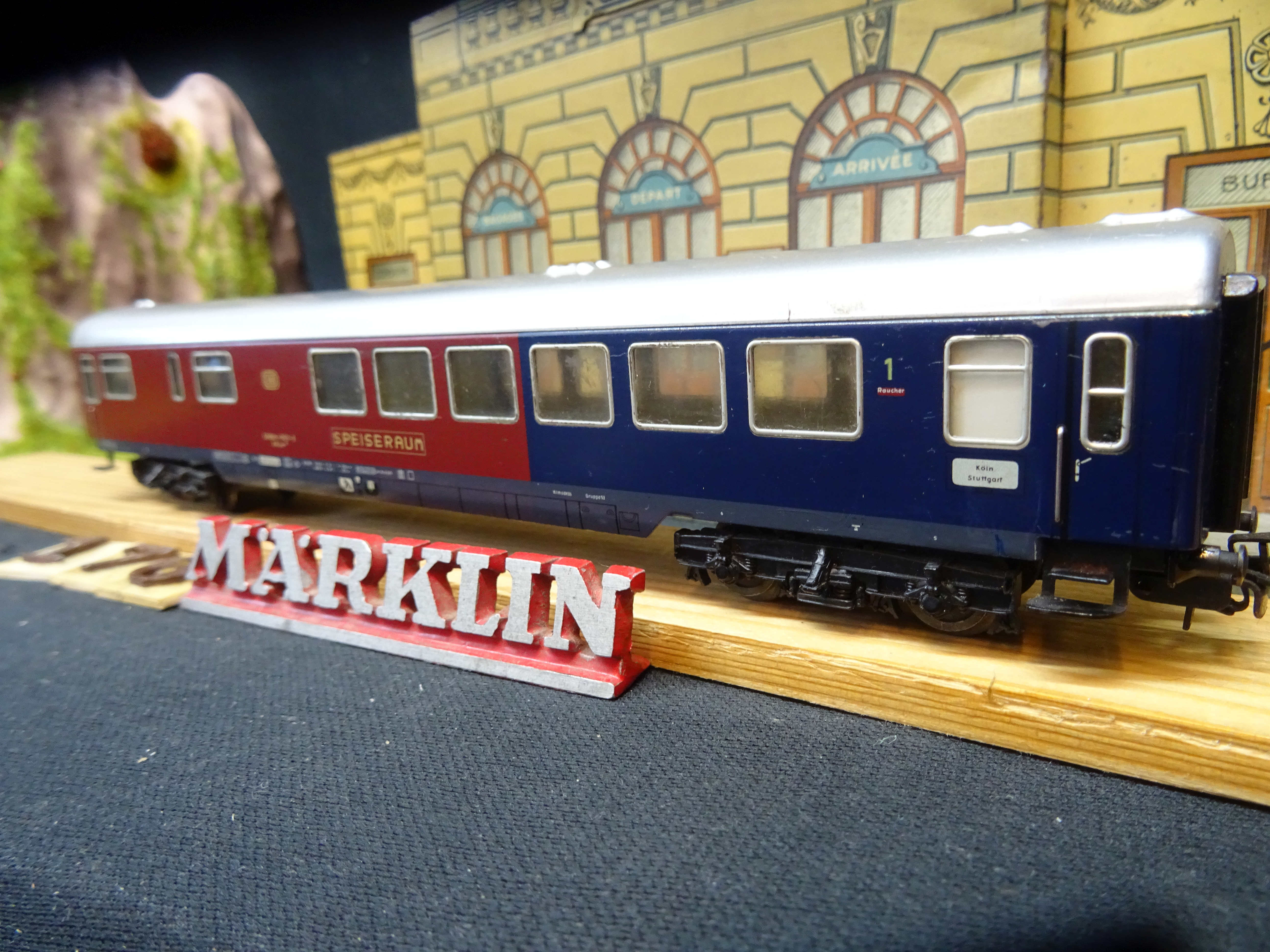 176=Marklin 4078 restauratie rijtuig van de Duitse spoorwegen ...