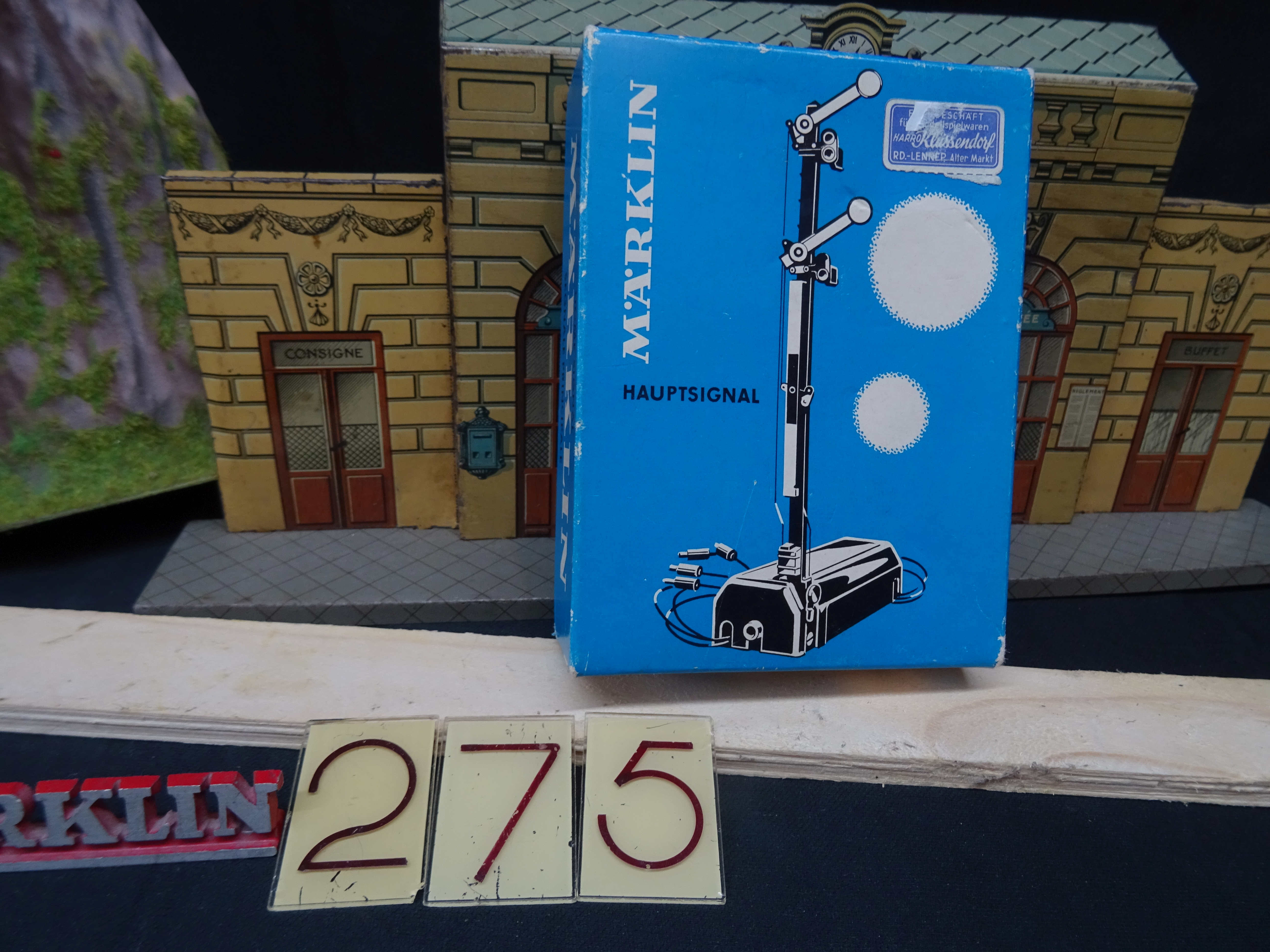 275=Marklin 7041 dubbel arm sein. - Elizabeth Maria