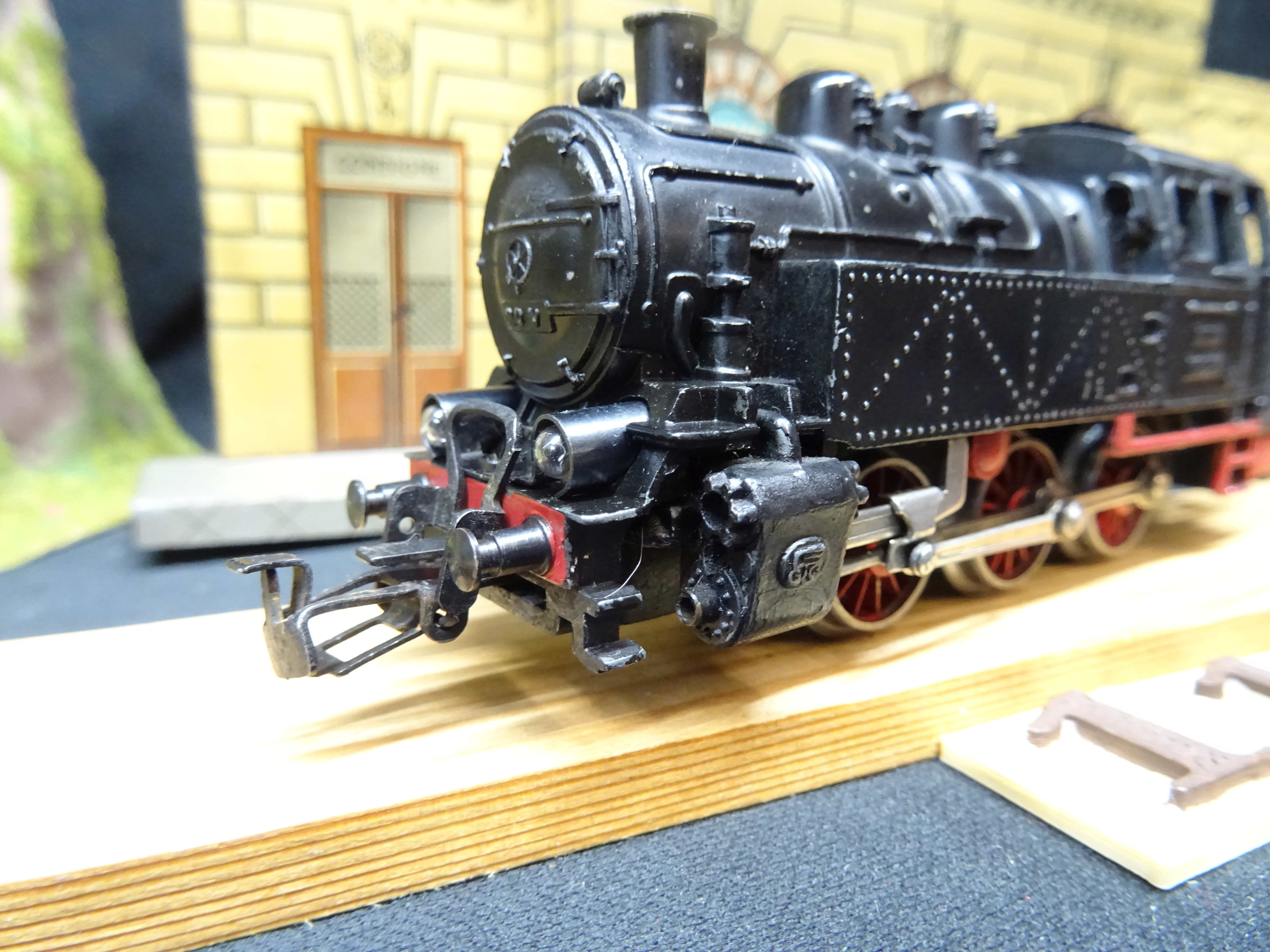 114=Marklin TM 800-3004 tender loc BR 80. - Elizabeth Maria