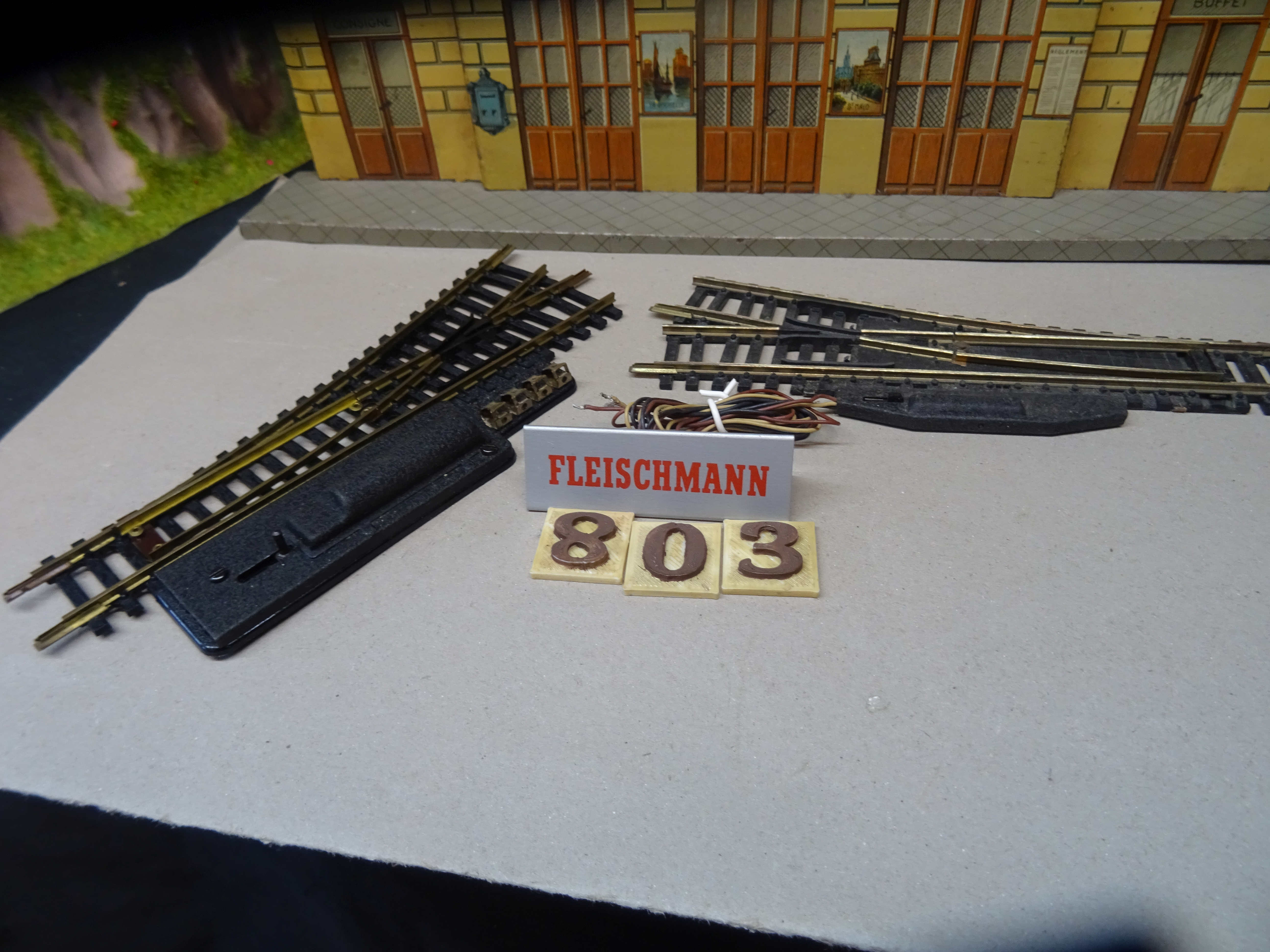 803=Fleischmann messing wissels. - Elizabeth Maria