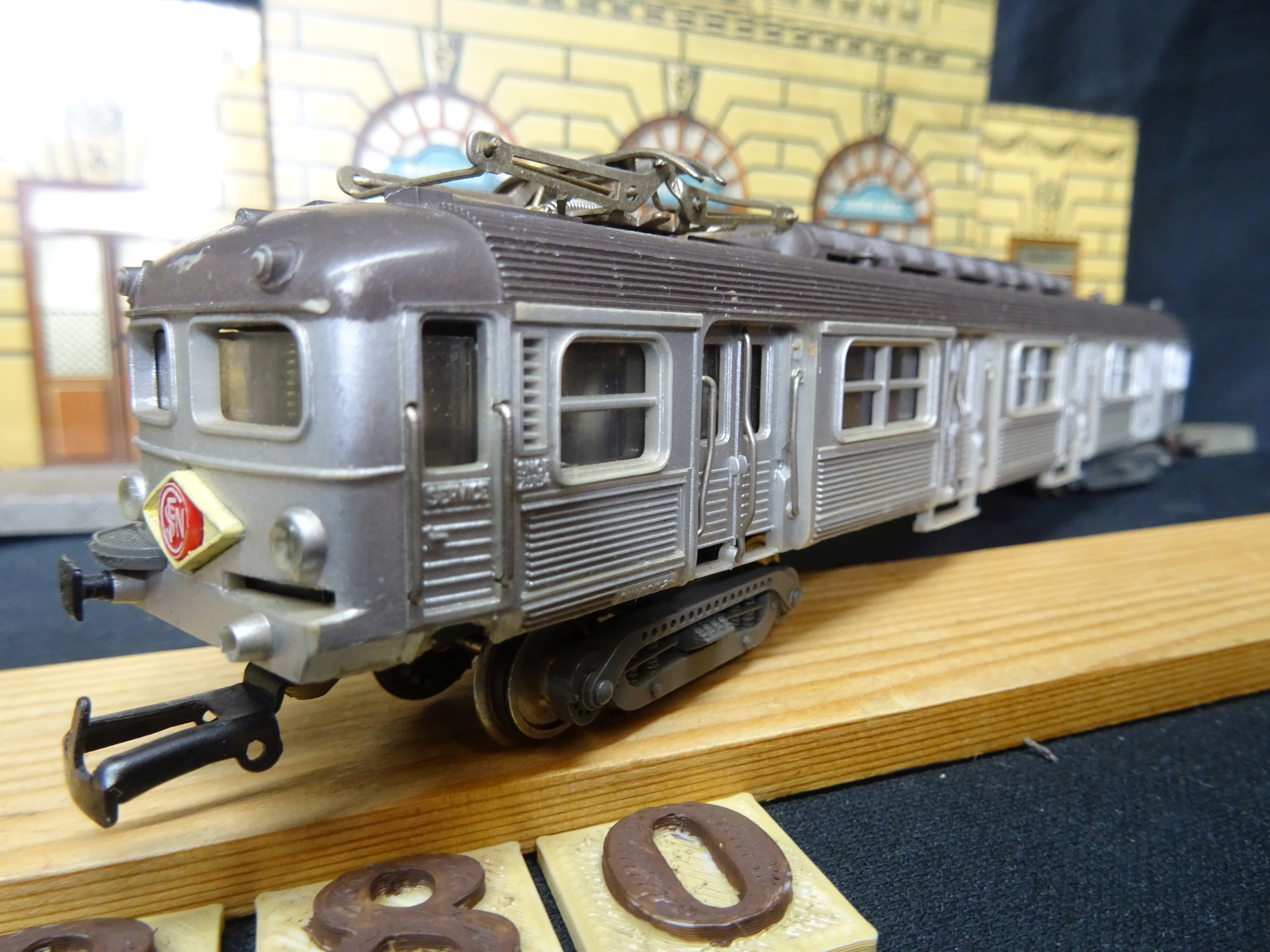 5880=Jouef motor wagen van de BUDD. - Elizabeth Maria